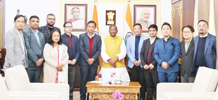 New PCS executive committee calls on Governor - Sikkimexpress