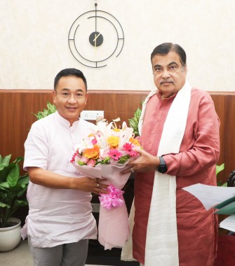 CM meets Gadkari, seeks new road alignment to protect sacred Sirijunga ...