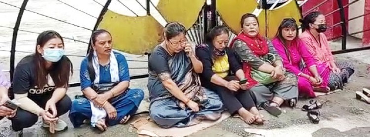 Councillor Kala Rai leads protests against “arbitrary” allotment of Ba ...