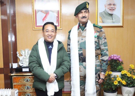 Trishakti Corps GOC calls on CM - Sikkimexpress