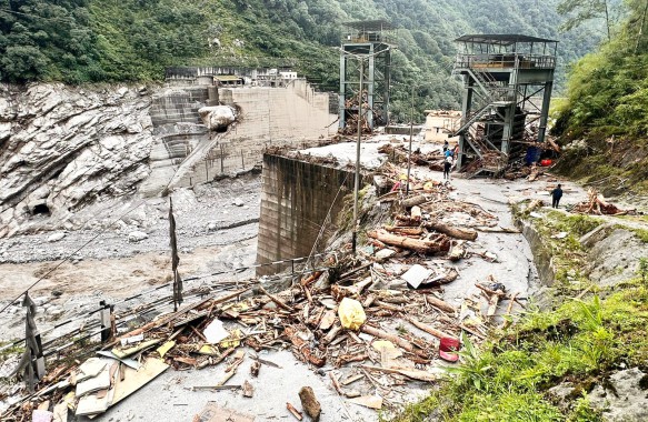 Multi-disciplinary team of experts to probe Chungthang dam collapse - Sikkimexpress